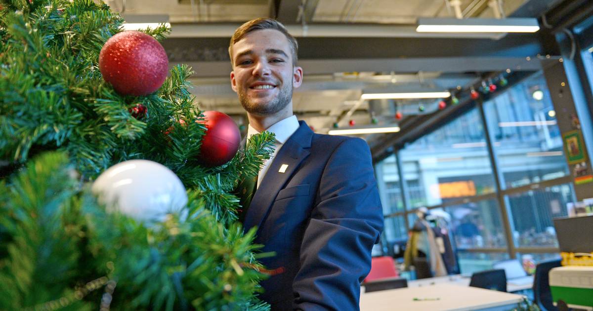 Jesper uit Enschede scheert zijn hoofd kaal voor 300 euro: ‘Alles voor het goede doel ...