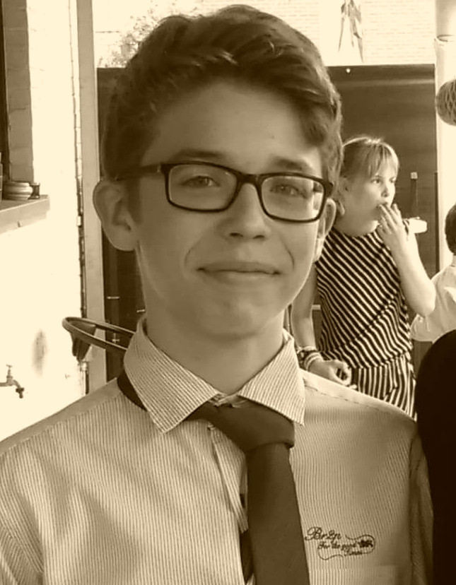 Geen moord, toch mogelijk 20 jaar cel: moeder en stiefvader riskeren ...