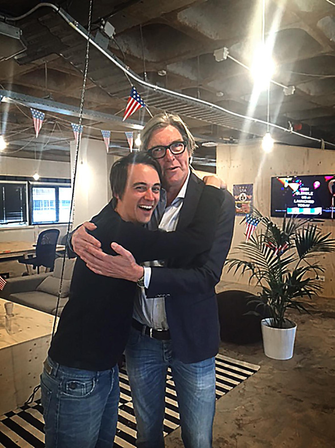 Kan de tv na 65 jaar beter met pensioen? | Foto | AD.nl