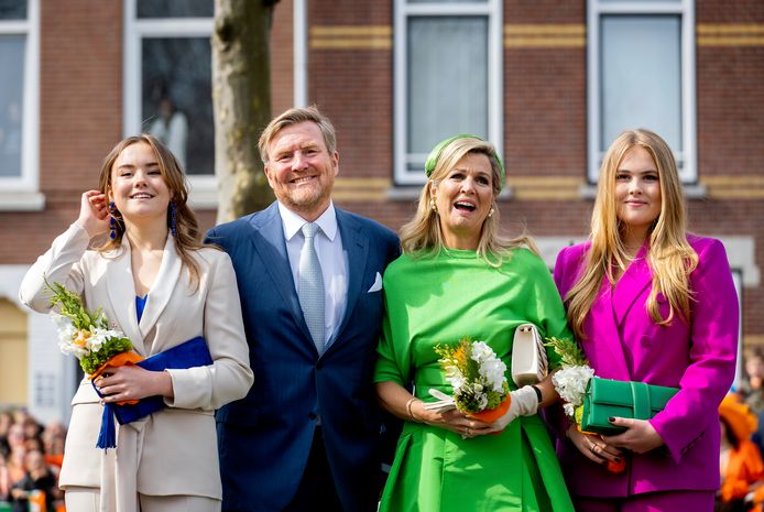 Amalia verrast haar bezorgde vader met een onverwachte vraag: ‘Zou ik ...