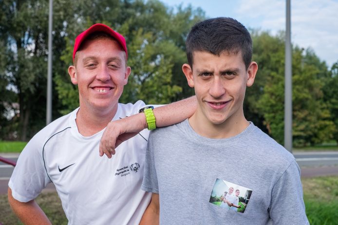 "Iedereen op straat moedigt ons aan" | Boechout | hln.be