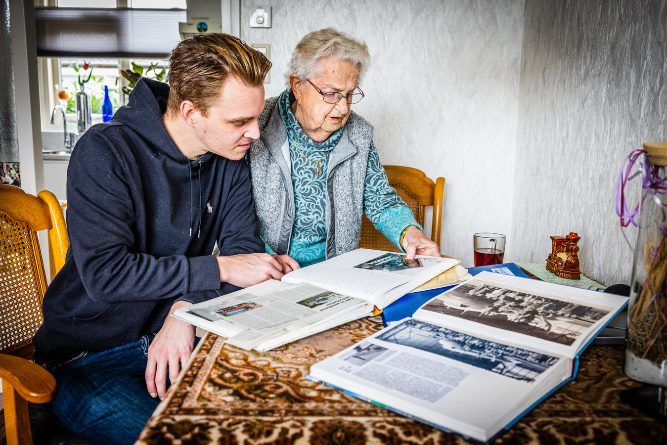 Wat kleinzoon Niels leert van De Ramp van ’53: ‘We weten nu veel meer ...