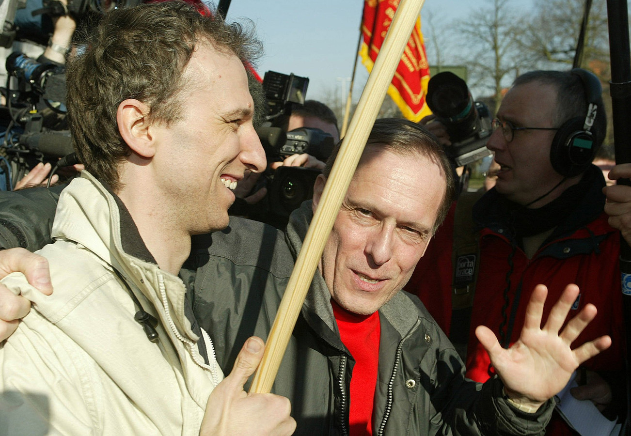 “Raak vooral de wagens niet aan!”: hoe een aanslag die geen levens ...