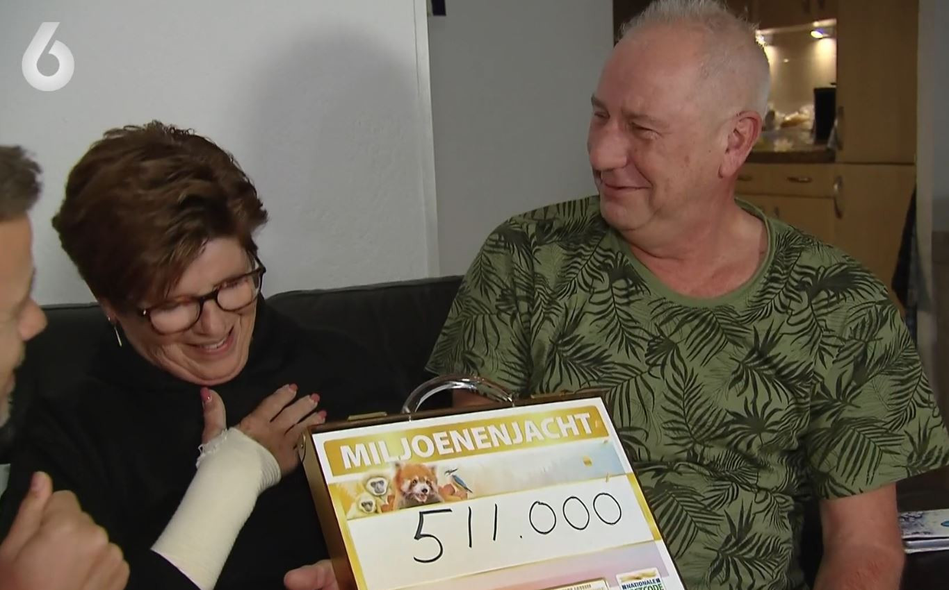 Thuiswinnaar Miljoenenjacht ontvangt ‘in zijn onderbroek’ in totaal ...