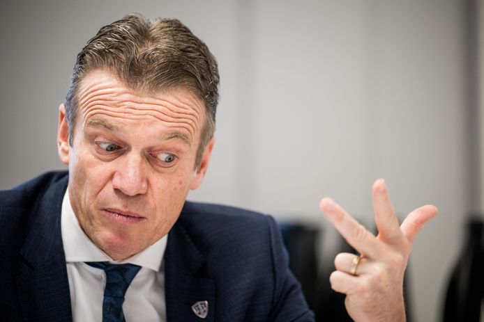 Vier geestelijken van loonlijst kerk geschrapt sinds ‘Godvergeten ...