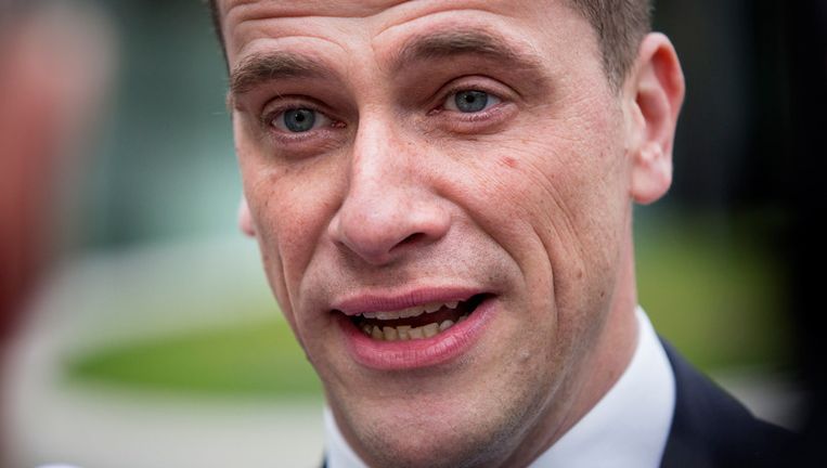 Samsom haalt uit naar Rutte | De Volkskrant