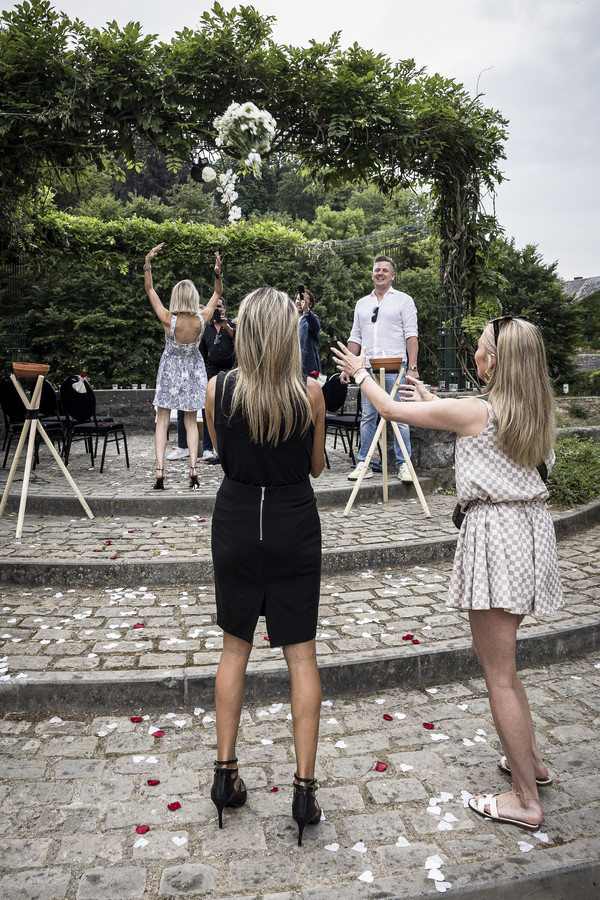 EXCLUSIEF. Tanja Dexters onthult alle details over huwelijk in eerste gesprek: “Mijn boeket komt ...