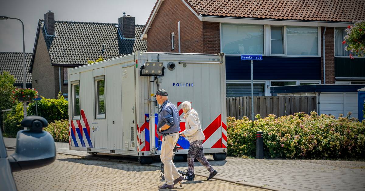 Dode man in tuin stierf een natuurlijke dood | Rotterdam | AD.nl