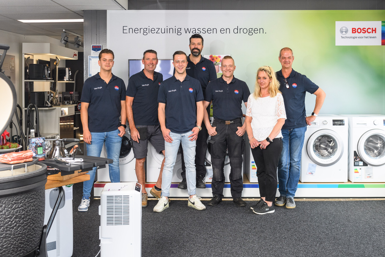 Al honderd jaar verankerd aan de Almelose Rohofstraat: bij Van Kuyk ...