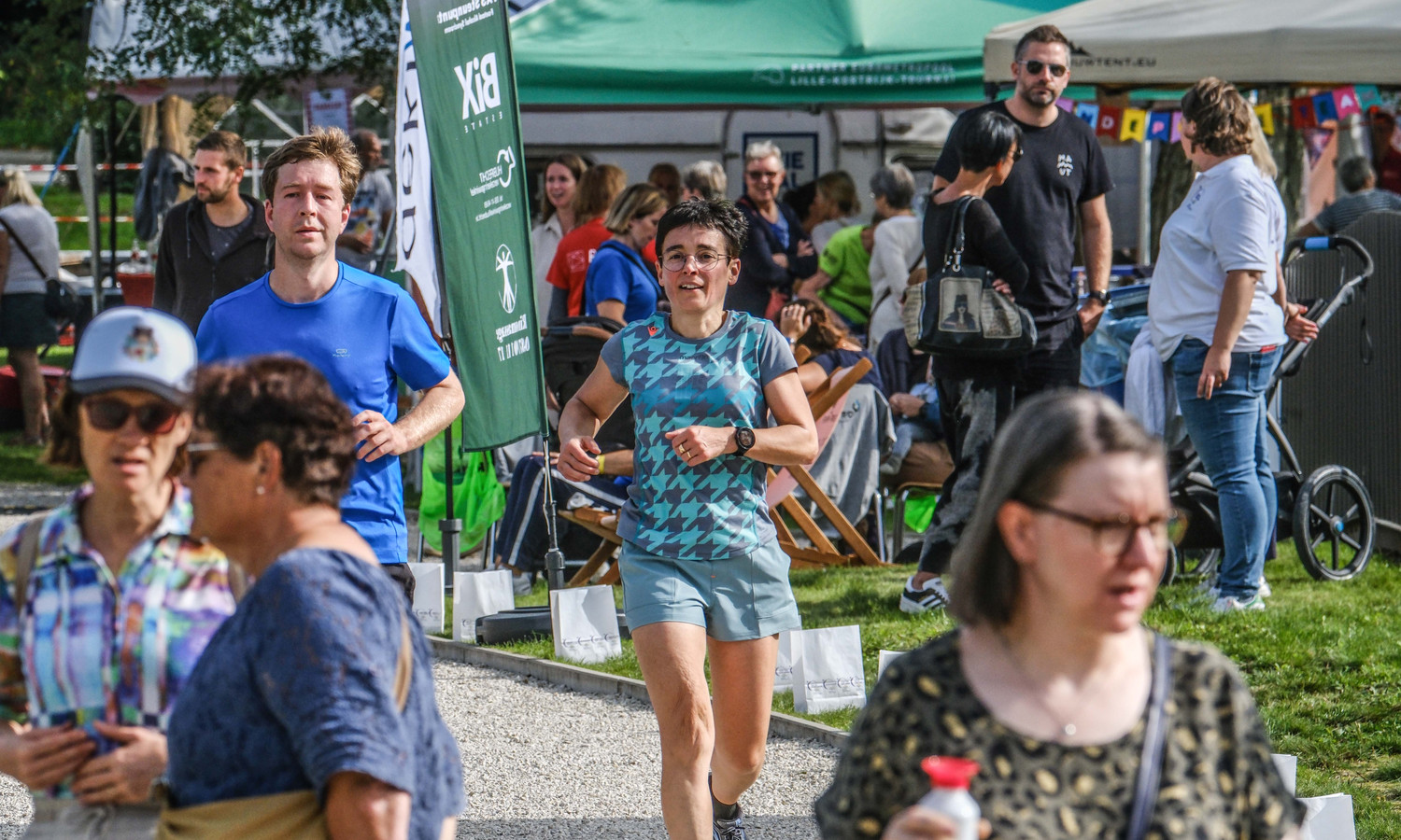 Levensloop Kortrijk verwelkomt meer dan 850 lopers en wandelaars: “Je ...