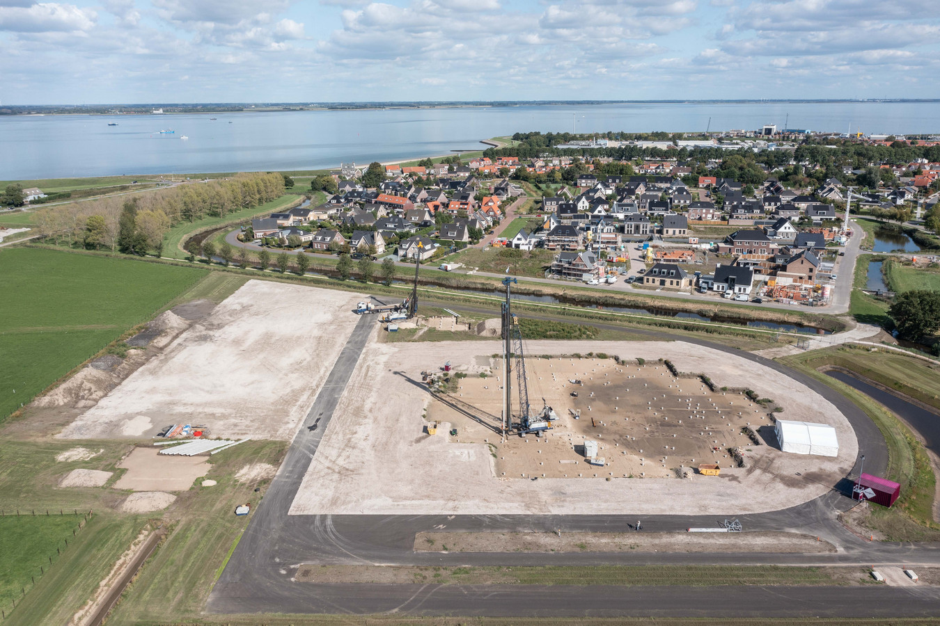 Belangrijke dag voor Gereformeerde Gemeente Yerseke: Eerste paal nieuwe ...