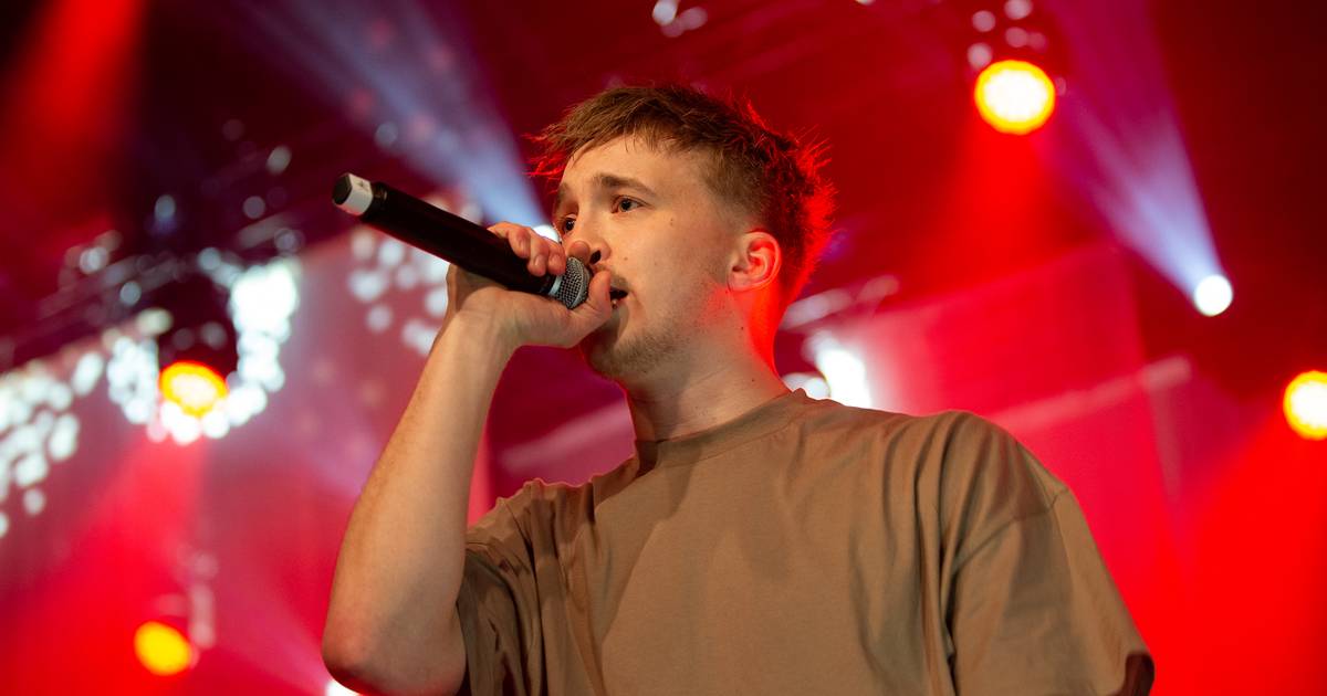 Zo ging Nederlandse rapper Snelle in één jaar tijd van hotelknecht tot ...