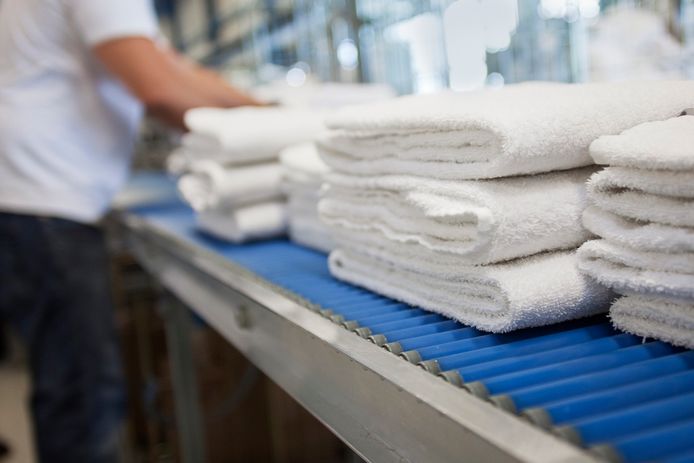 Staking bij wasserij CleanLease in Ooij, productie ligt niet helemaal ...