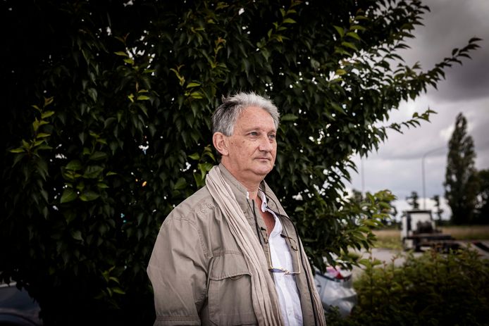 EXCLUSIEF. Carl De Schutter is na 28 jaar cel voor moord op Karel Van Noppen weer vrij man: “Ik ...