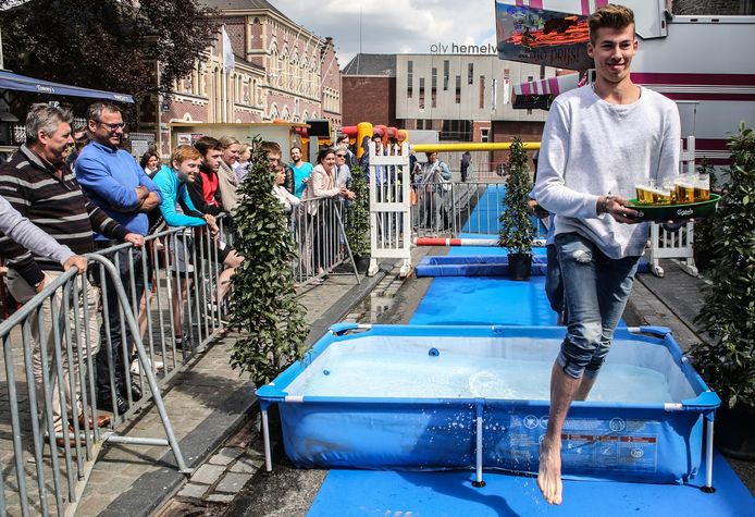 Team De Treffer wint barmannenrace | Waregem | hln.be