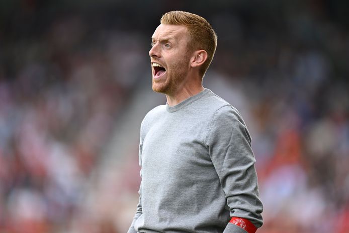 Eerste trainersontslag van het seizoen is een feit: KV Kortrijk zet Still op straat, Akpala ...