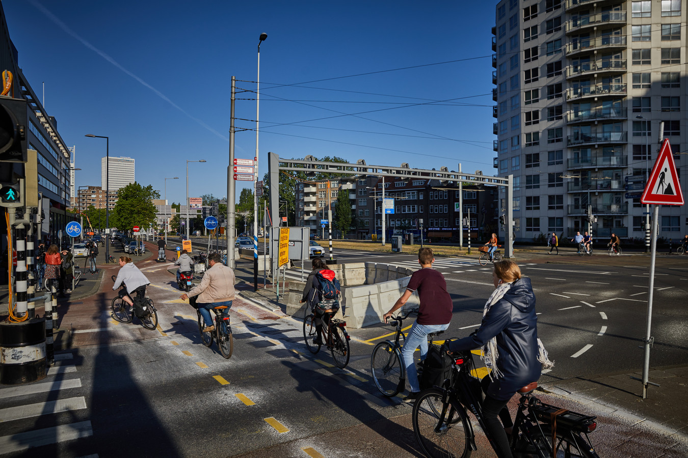 Allemaal vast in de file in Rotterdam: wanneer is de automobilist het ...