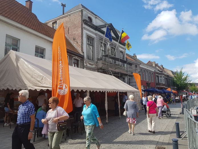 Assenede maakt zich op voor winterkermis en jaarmarkt | Assenede | hln.be