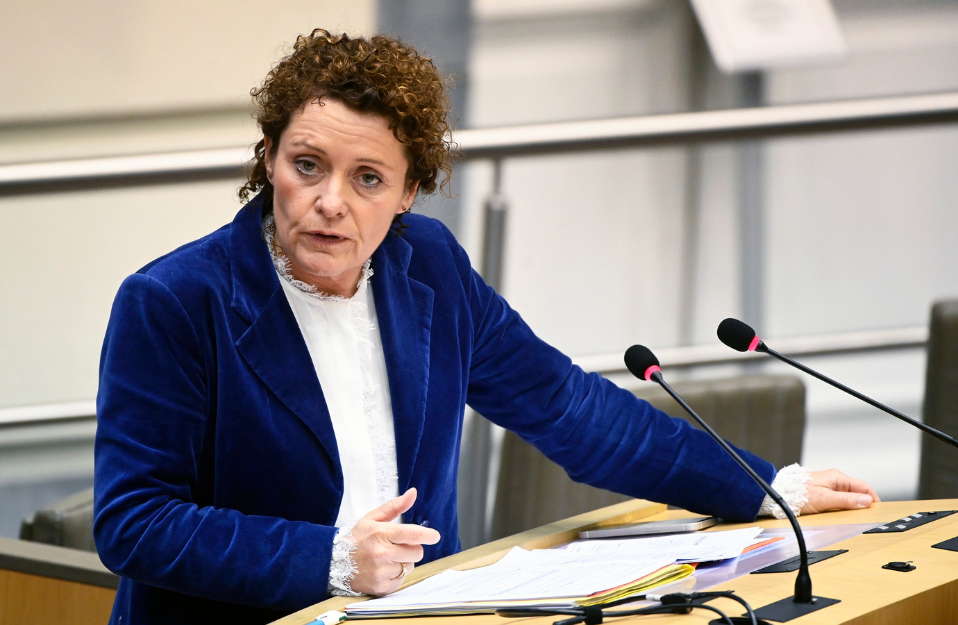 Vlaams minister Peeters investeert aankomend jaar 2,3 miljard euro in ...