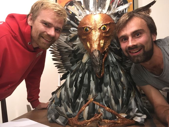 Maandenlang werken aan een vierdaagse Halloweenshow, de broers Van den Acker uit Gemert doen het ...