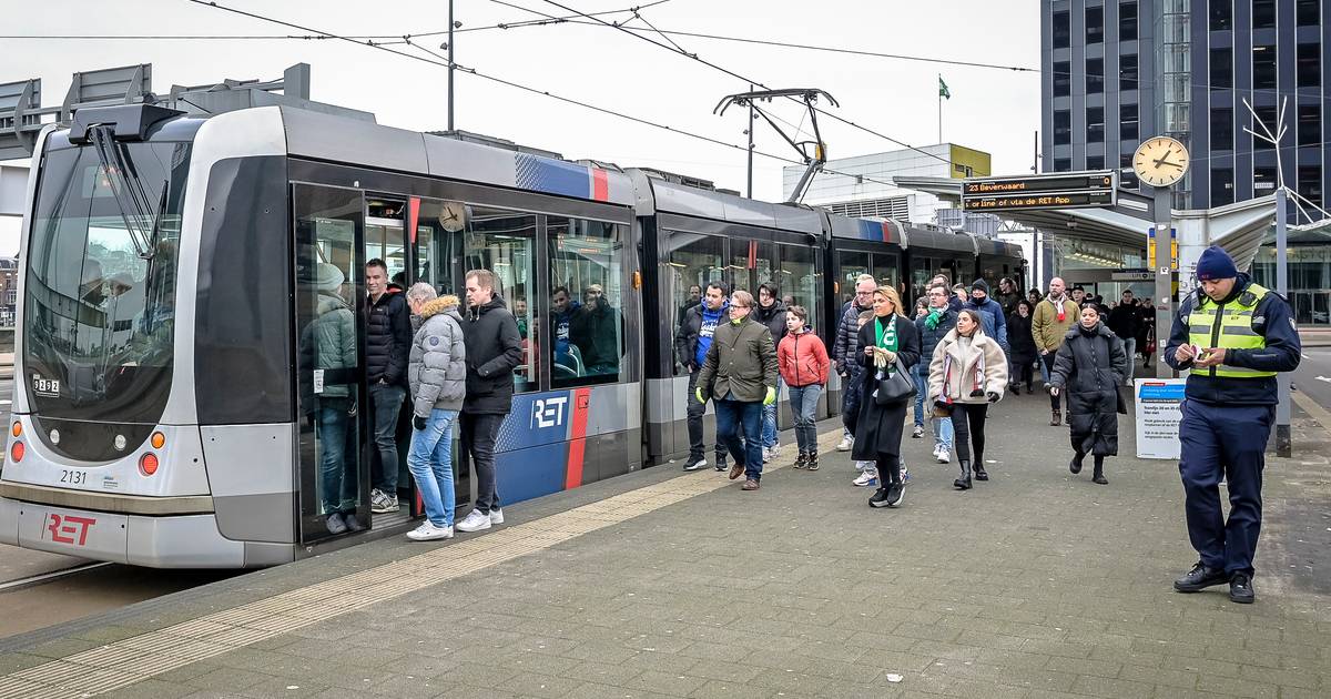 Zorgen over geweldsuitbarstingen in het openbaar vervoer: ‘Het rommelt ...