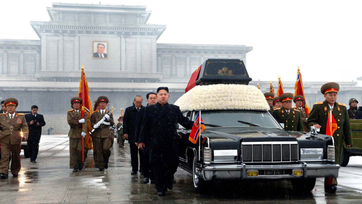 Waarom moest de machtige oom van Kim Jong-un dood? | De Morgen
