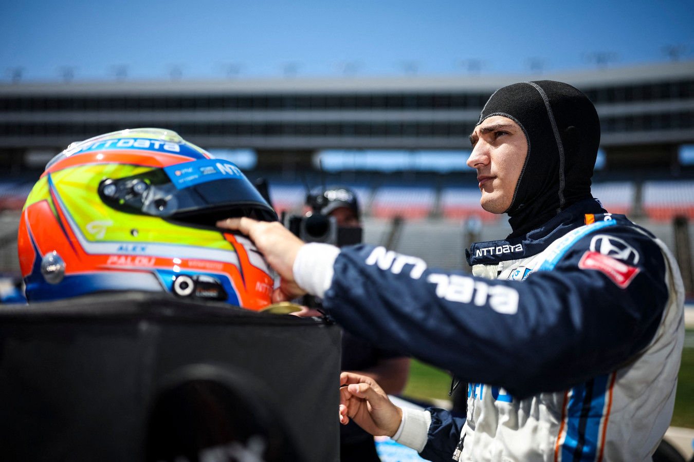 IndyCar-kampioen Alex Palou maakt F1-debuut voor McLaren in training ... IndyCar-kampioen Alex Palou maakt F1-debuut voor McLaren in training ...