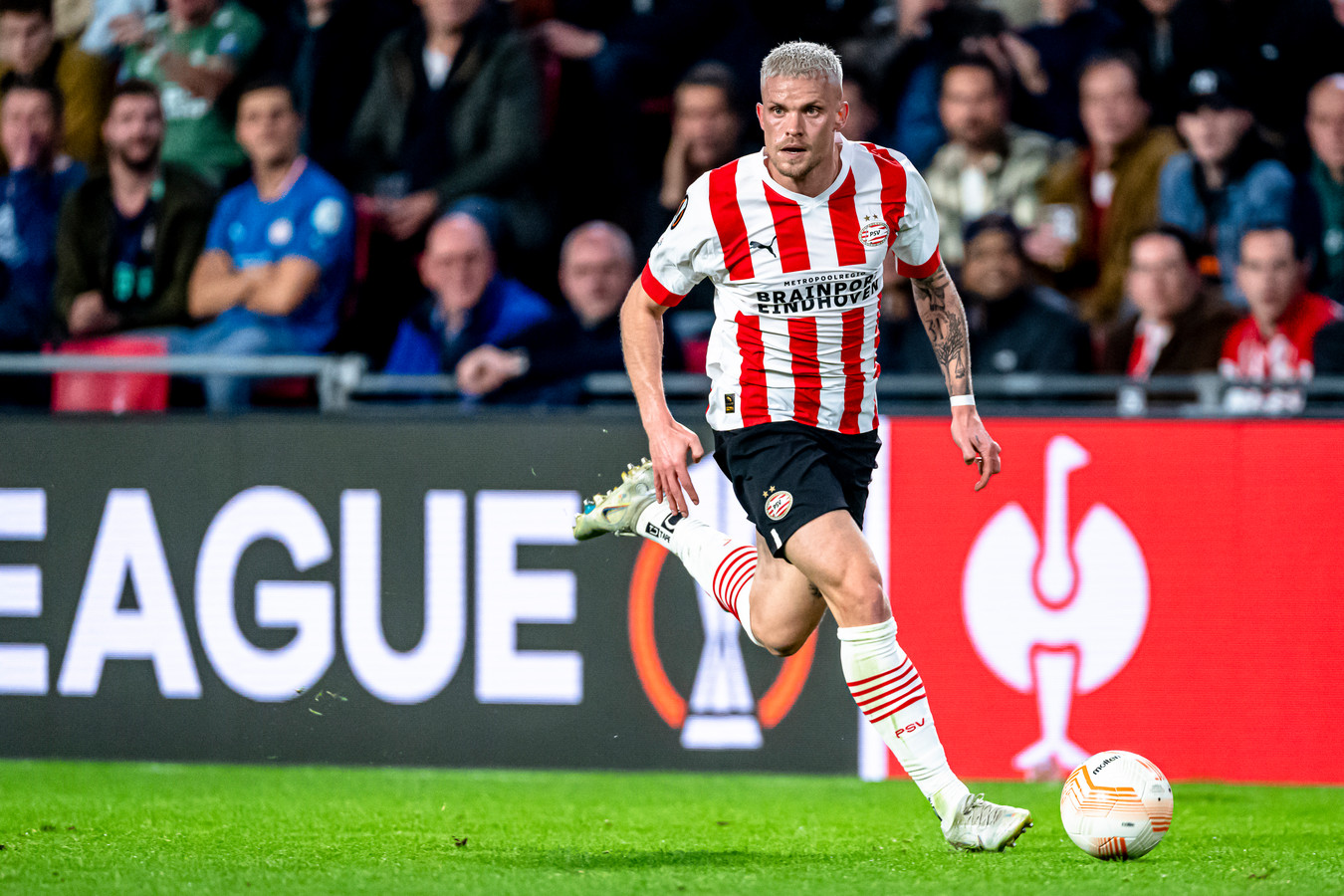 PSV verkoopt Philipp Max aan Eintracht Frankfurt, dat optie tot koop ...