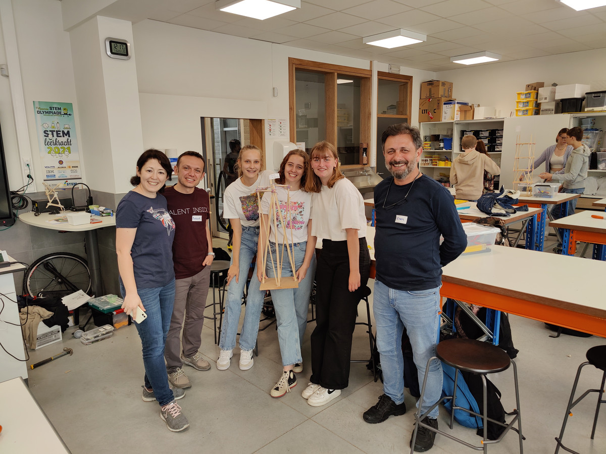 Internationale delegatie bezoekt College Hagelstein voor STEM-project ...