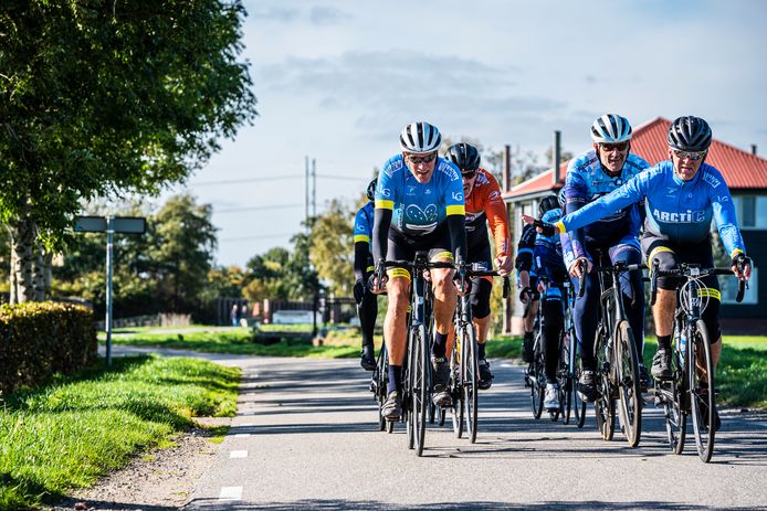 Zorg voor een volle accu van je fiets: deze route door de polders van ...