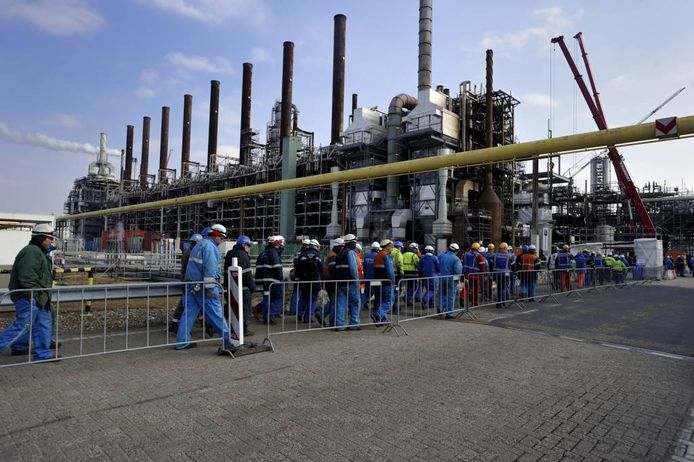 Grote stop Shell Moerdijk bijna afgerond | Moerdijk | bndestem.nl