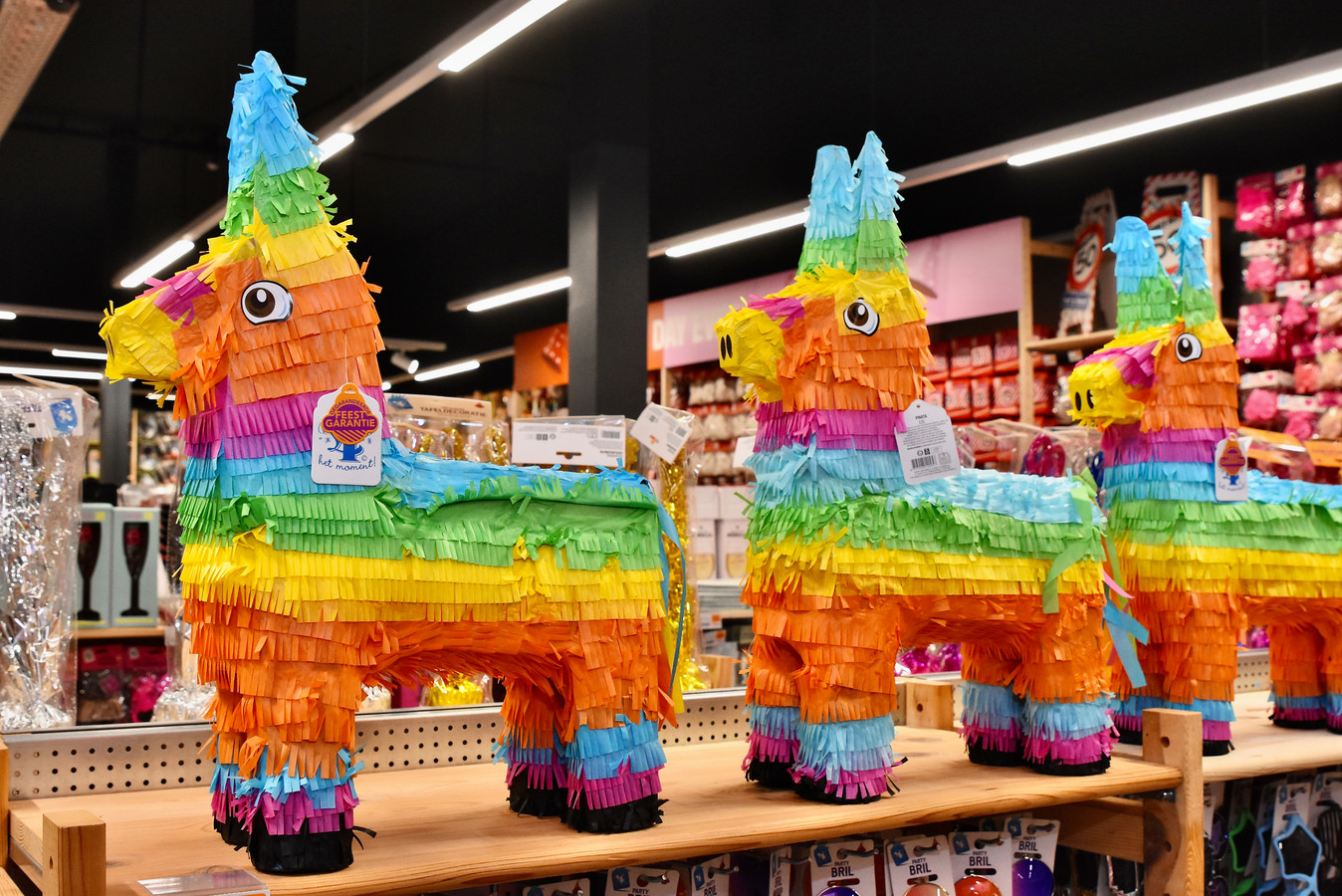 Nederlandse winkel in feestartikelen SoLow opent de deuren langs ...