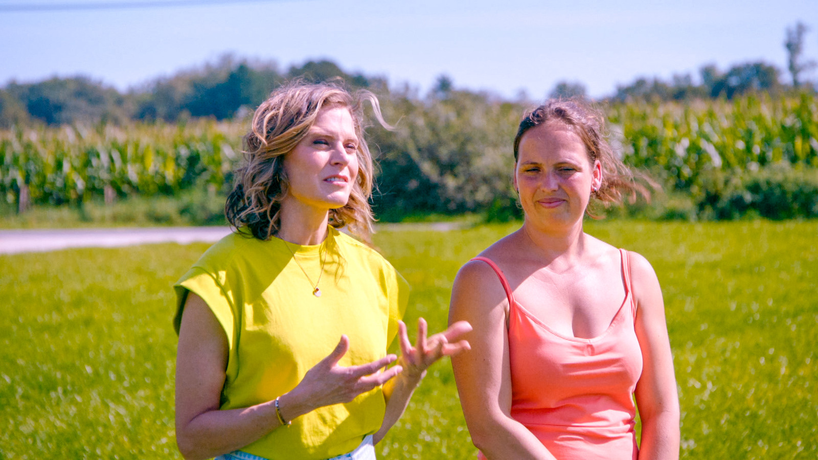 Nooit eerder gebeurd in ‘Boer zkt vrouw’: boerin Sanne geeft er de brui aan en stuurt haar ...