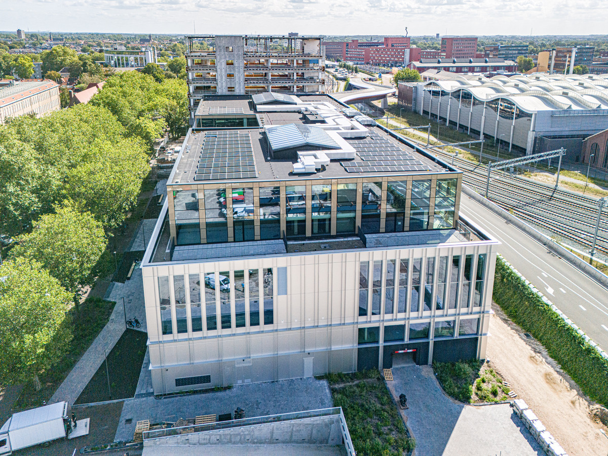 Hier werd de post voor heel Noordoost-Nederland gesorteerd, nu is City ...