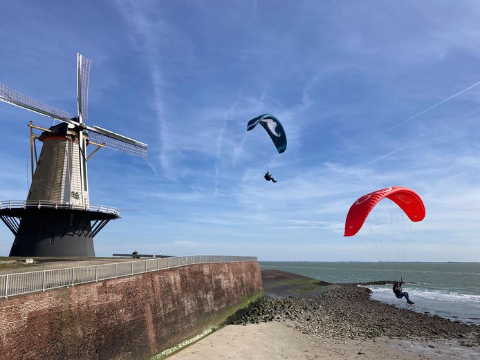 MIJN FOTO | Voorbij Vlissingen vliegen | Van de lezer Zeeuws nieuws ...