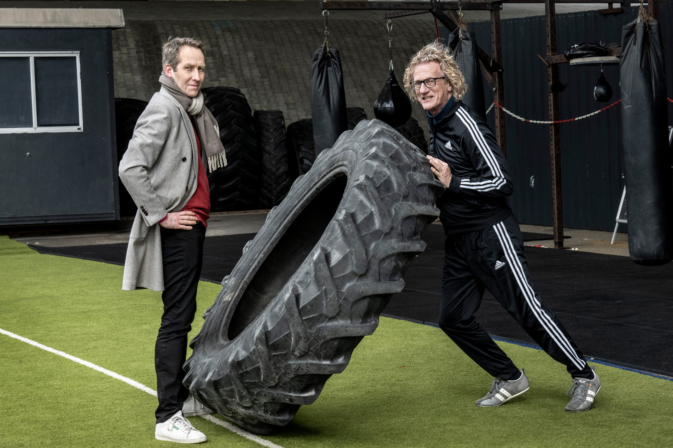 Kunst of sport? Roelofs en Rözer gaan de strijd aan | Foto | AD.nl