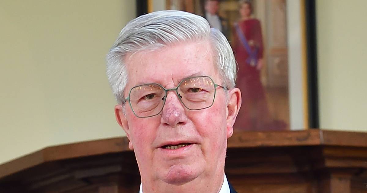 Leon is al bijna veertig jaar de lage bas bij het koor: ‘De eerste week ...