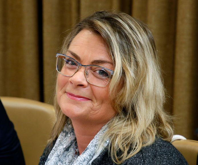 Paula Stoker trekt zich terug als wethouder van Terneuzen | Zeeuws ...