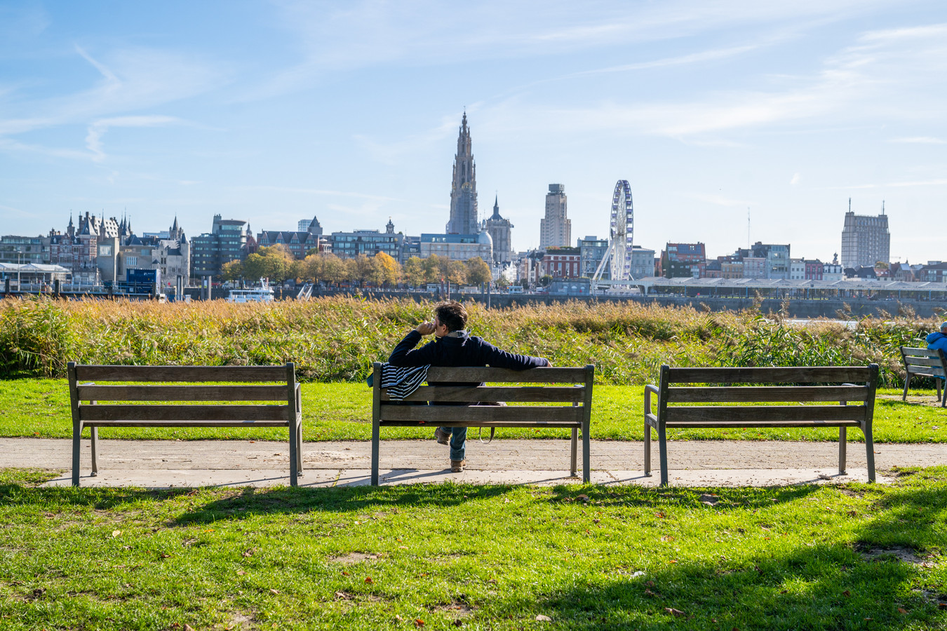 Linkeroever hoort precies een eeuw bij de stad Antwerpen en dat wordt ...