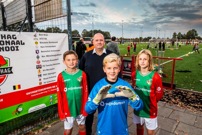 Bon Boys ziet droomclubs als Ajax en Dortmund neerstrijken. ‘Volgend ...