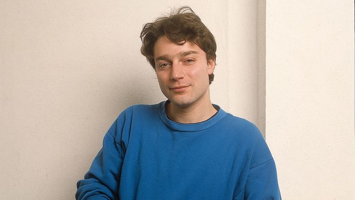 Dichter Rogi Wieg (52) overleden | Binnenland | AD.nl