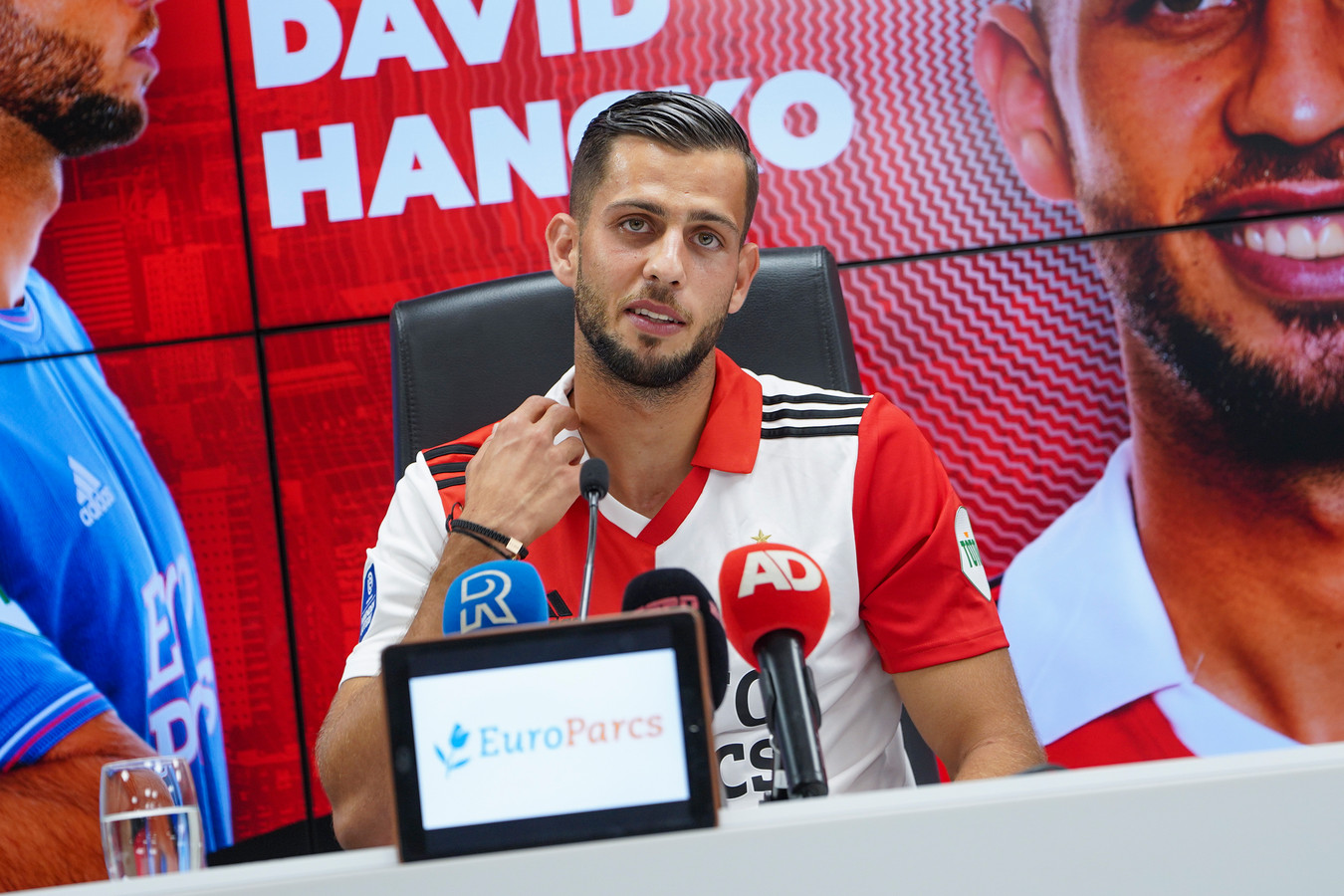 David Hancko: ‘Het waren negen lange weken, maar eindelijk ben ik speler van Feyenoord’ | Foto ...
