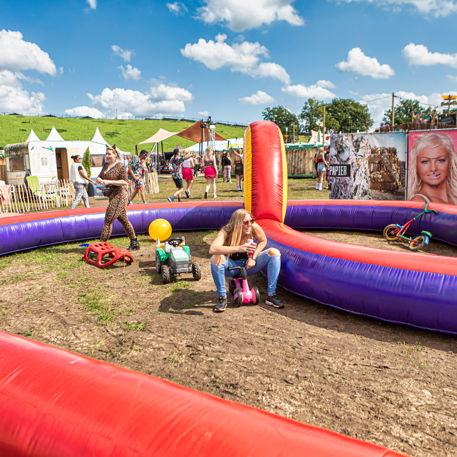 Trailerfest 2023: ‘Een k*tfestival zonder pretenties’ | Foto | AD.nl