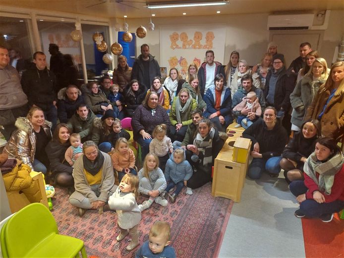 Ouders scharen zich achter uitbaatster geschorste groepsopvang ’t ...