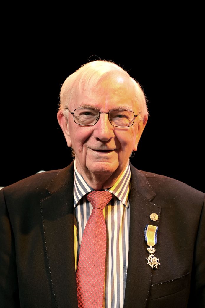 Twaalf lintjes in Bergeijk | Lintjes 2017 *** | ed.nl