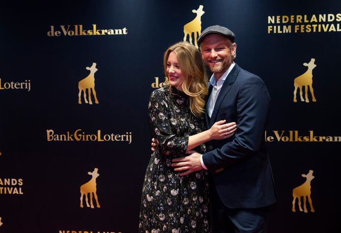 Barry Atsma en Noortje Herlaar dolblij met dochter Bobbi | Show | AD.nl