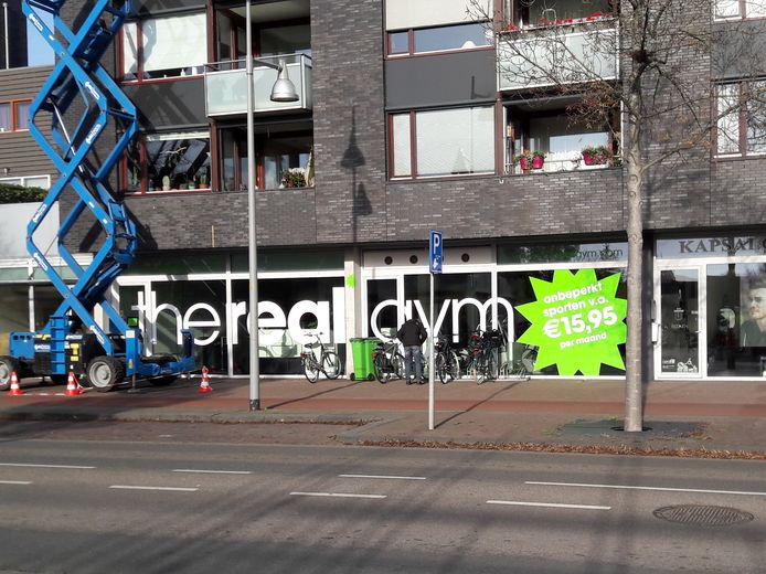 Aziatische winkels in plint Molenstraat Centrum | Apeldoorn | destentor.nl