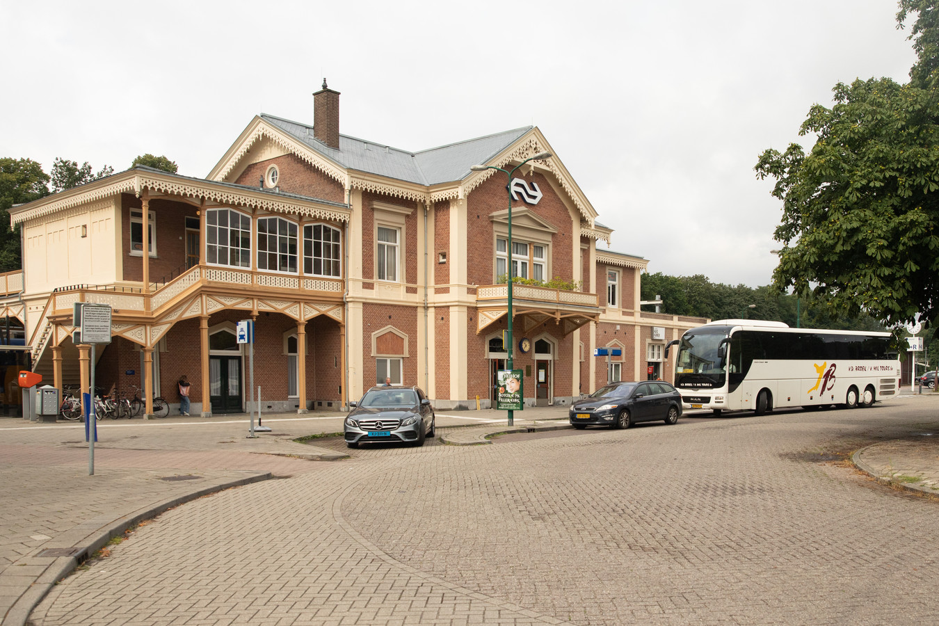 Trein en natuur maakten van Baarn een villadorp: in de 19e eeuw kwamen ...