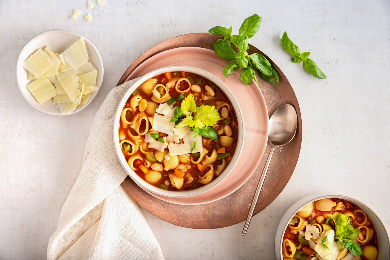 Met deze zes gerechten kom je snel (weer) in Italiaanse sferen | Foto ...