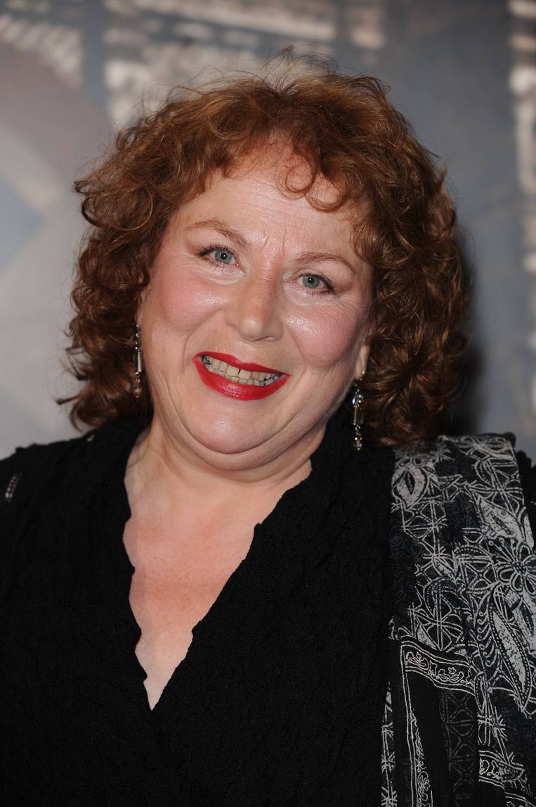 Zo ziet juffrouw Bulstronk uit de film 'Matilda' er nu uit | Libelle